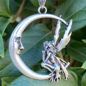 Jewelry | Cottagecore Fairy Crescent Moon Necklace Silver Tone Engraved ...
